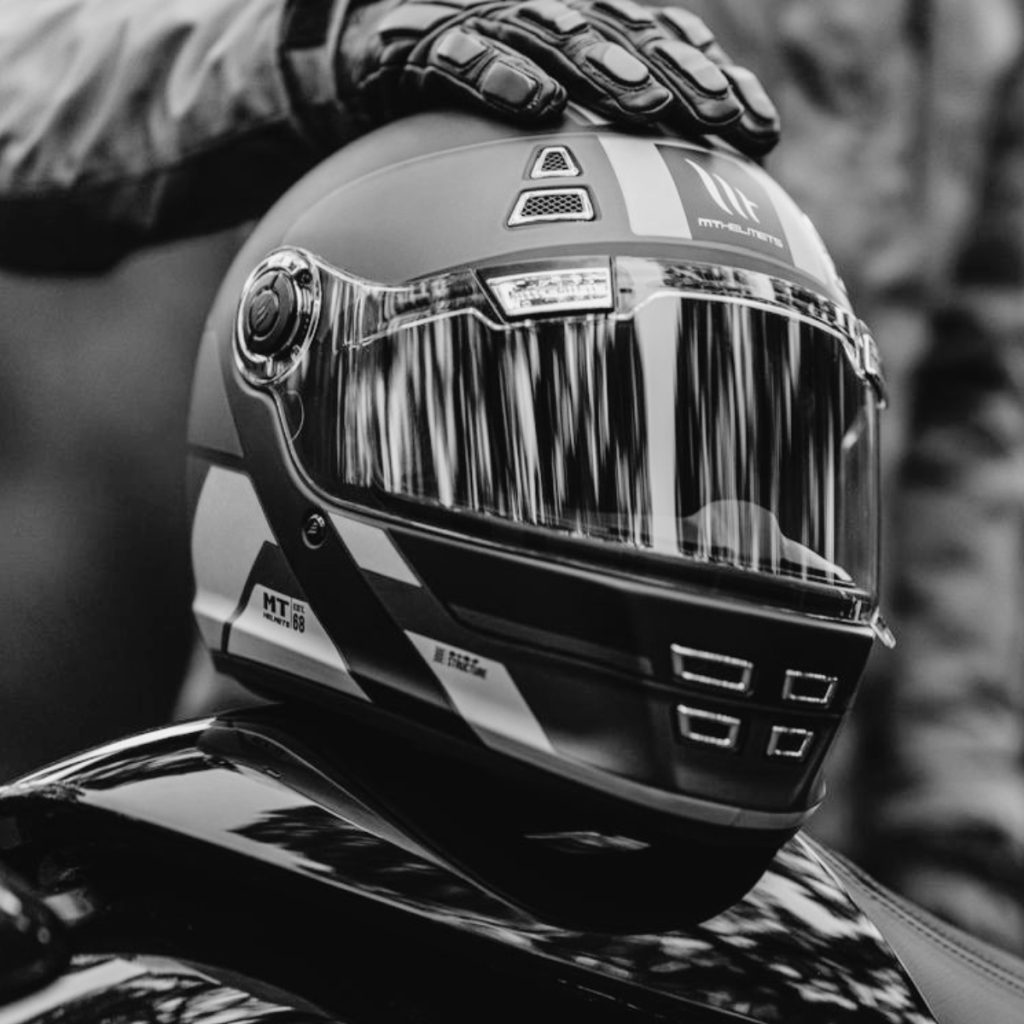 Motos y Accesorios